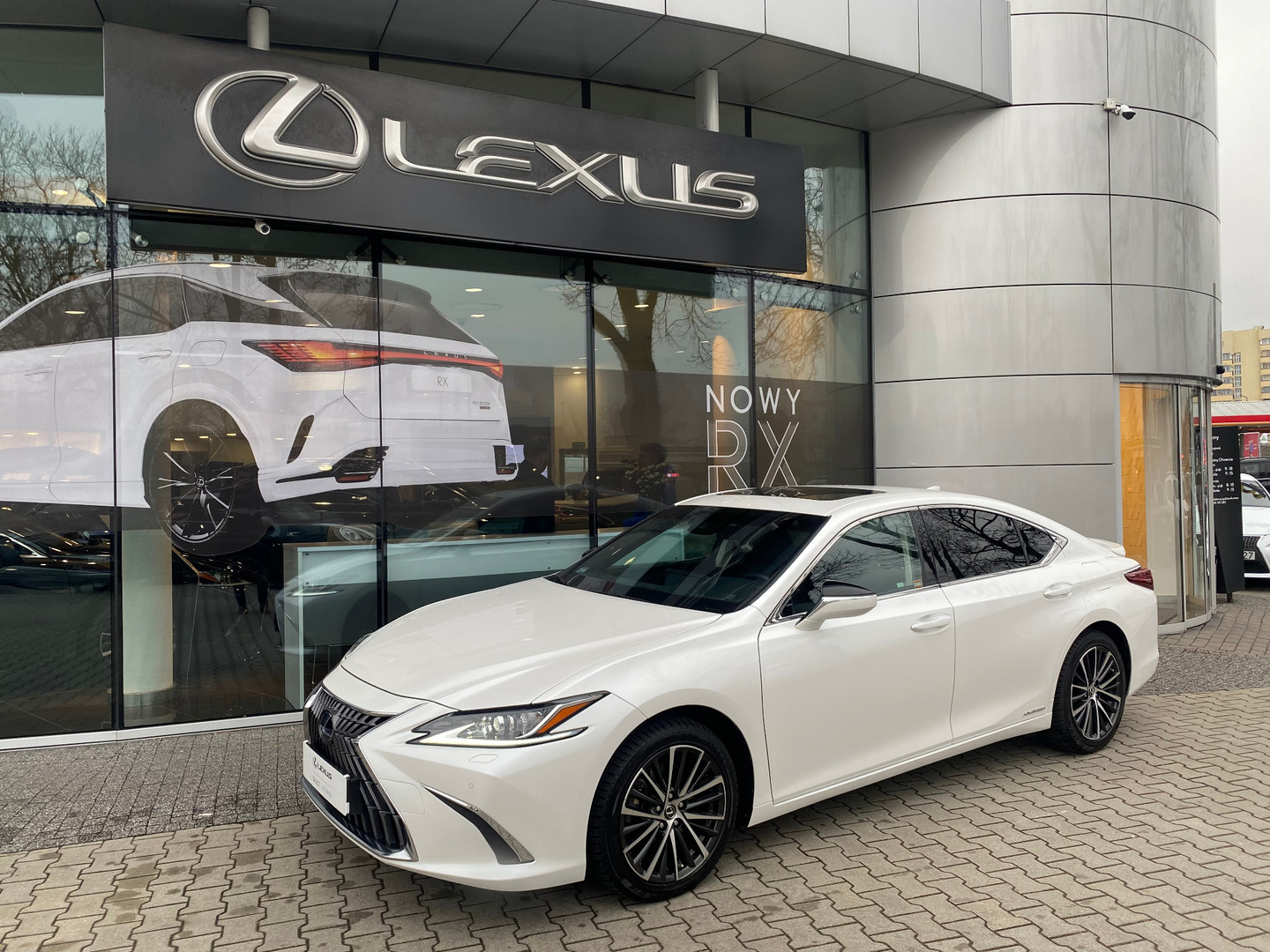 Oferta samochodu Lexus ES 2.5 Hybryda 2021 199 999 zł brutto Lexus ...